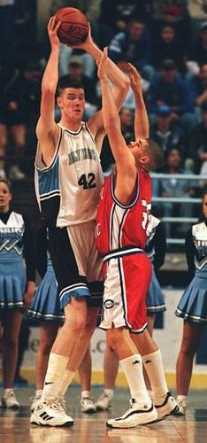 neil fingleton brother