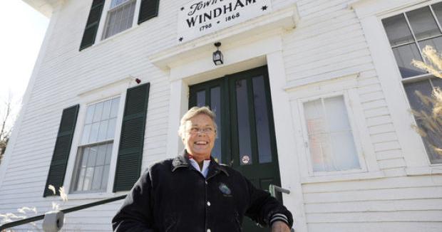 Town recognizes 'Smokin' Joan Tuck | Local News | eagletribune.com