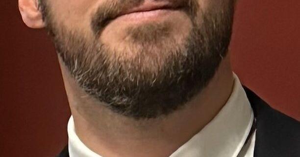 Lee tabbed as the new football coach at Windham | Sports | eagletribune.com