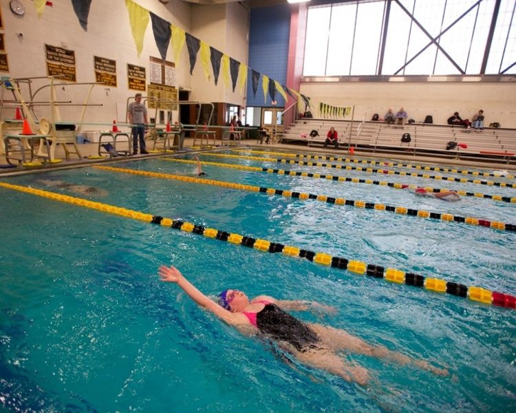 She sheds brace, targets mile-long swim | Local News | eagletribune.com