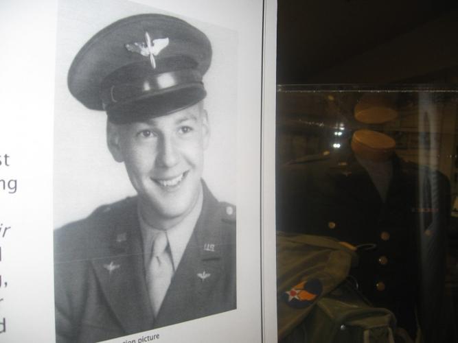Veterans to share World War II stories in Mesa | East Valley Local News ...