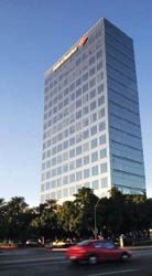 New owner to give Mesa’s tallest building $3 million makeover ...