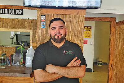 Mesa restaurant “elevates” tacos and hot dogs in style | News ...