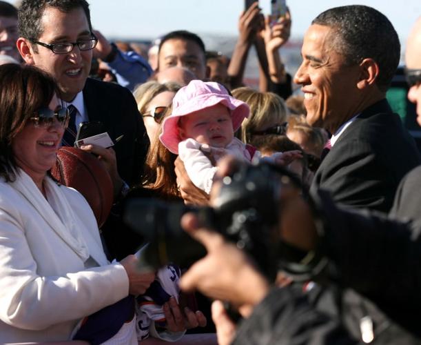 Photos: Obama at Phx-Mesa Gateway Airport | Photos & Video ...