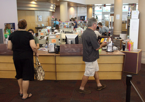 Gilbert libraries to get security guards | Gilbert | eastvalleytribune.com