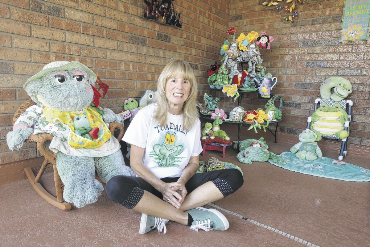‘Frog lady’ spreads happiness with her off‐kilter collection | Arizona ...