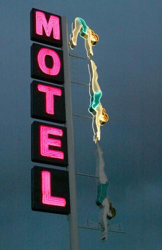 Mesa’s historic neon ‘Diving Lady’ ready to dive in again Tuesday night ...