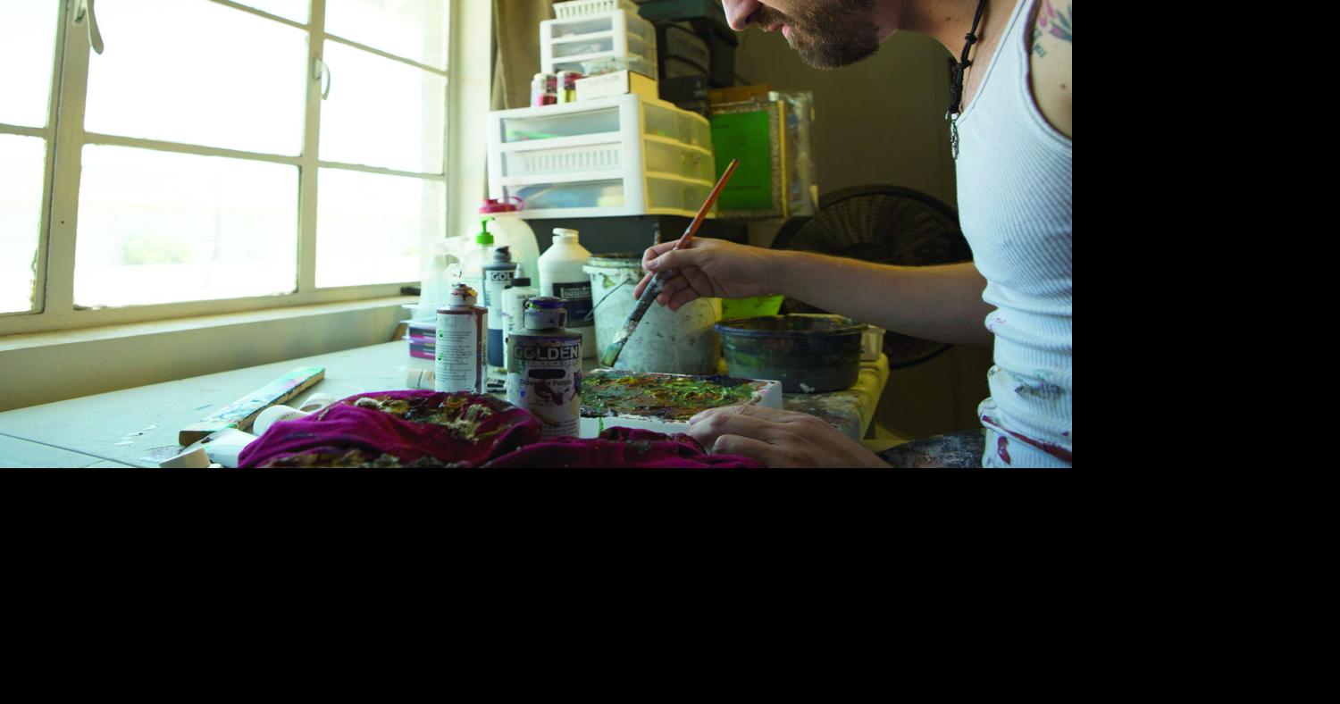 Artist Jon Wassom | Photos & Video | eastvalleytribune.com