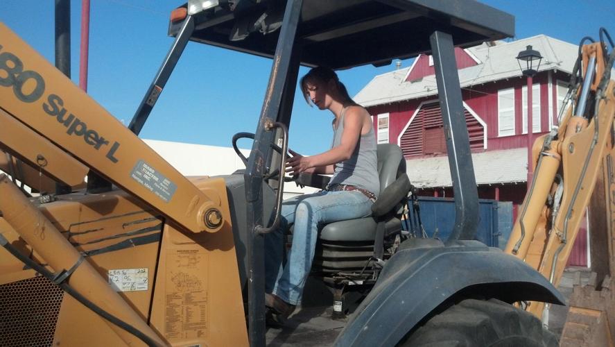 Long-time Tempe watering hole re-opens as The Mission @ Minder Binder ...