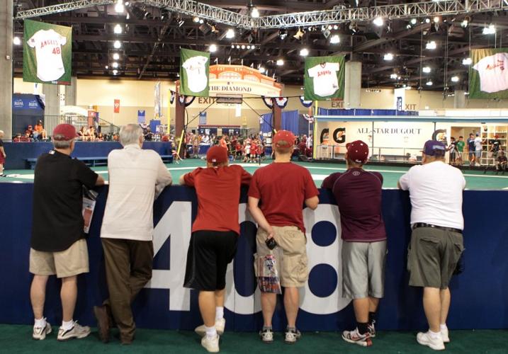 Photos: All-Star Fan Fest | Photos & Video | eastvalleytribune.com