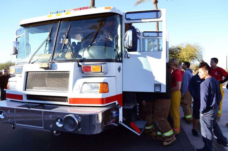 Mesa FD donates fire truck to EVIT for fire science training program ...