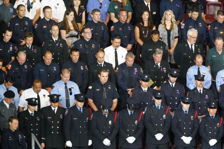 'Bless my hot shot crew:' Yarnell Hill fire survivor speaks at memorial ...