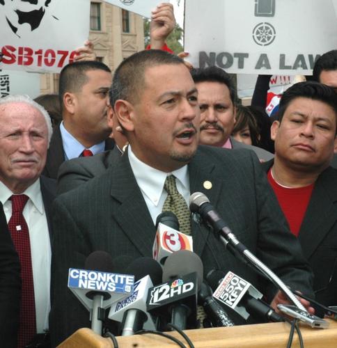 AZ Dems. pushing repeal of controversial SB 1070 law | East Valley ...