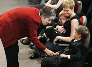 Slain Phoenix officer mourned, laid to rest | News | eastvalleytribune.com