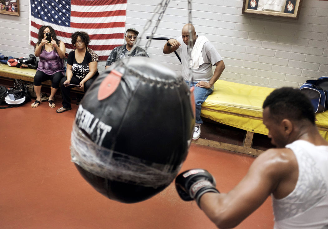 A Boxing Family - Royal Bailey | Photos & Video | eastvalleytribune.com