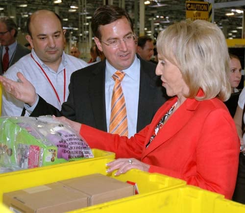 Amazon plans 4th distribution center in Arizona | Business ...
