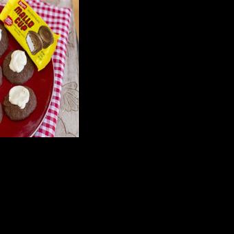 12 Days of Holiday Cookies: Day 8 inspired by Mallo Cup | Food ...