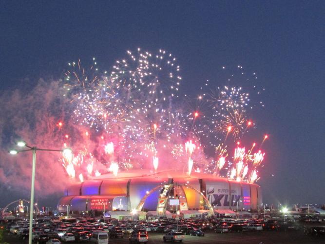Technology, Elliott give Perry's Super Bowl show a boost | Get Out ...