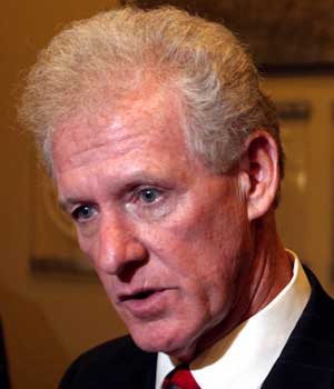 Walp out; A.J. won’t renew chief’s contract | News | eastvalleytribune.com