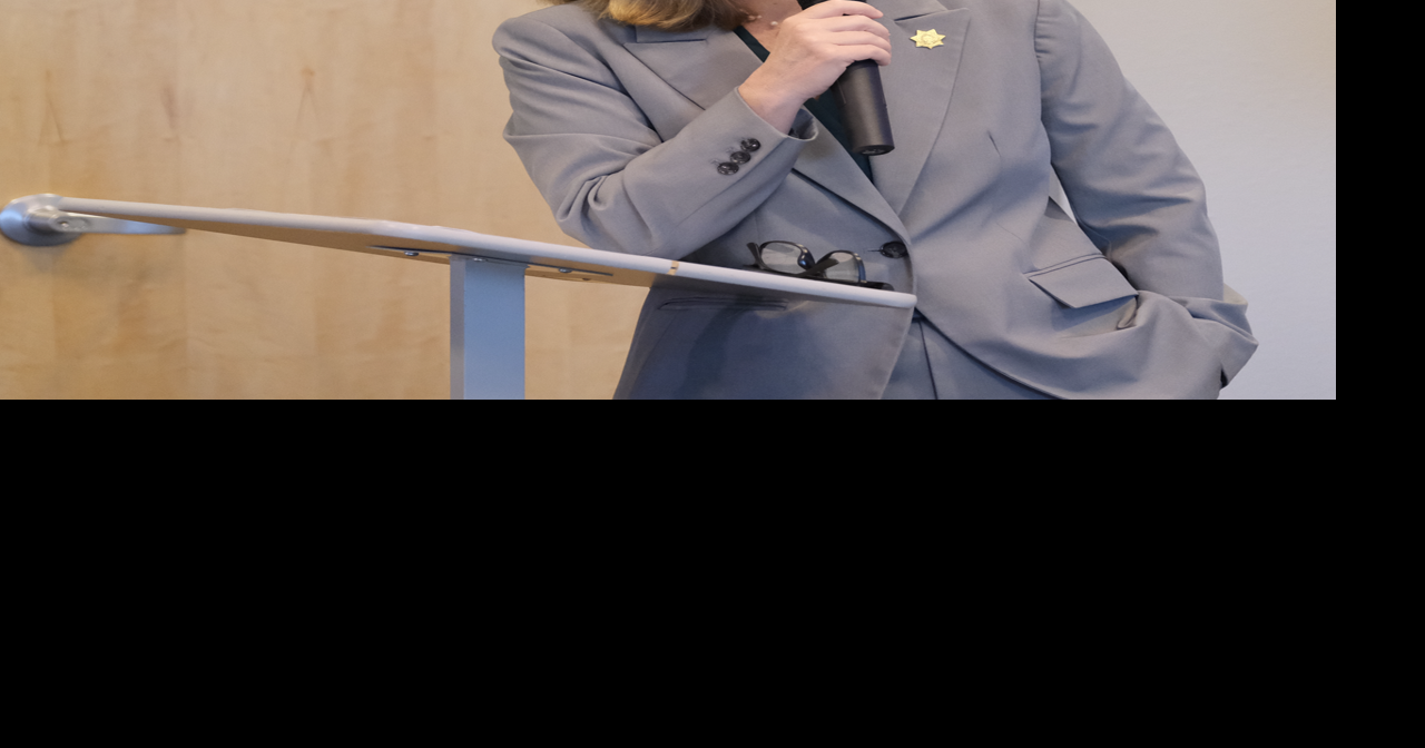 Arizona attorney general hears health insurance gripes ...