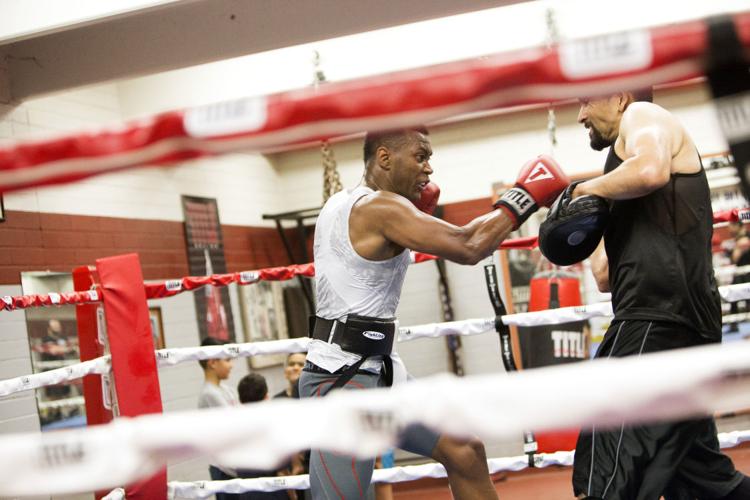 A Boxing Family - Royal Bailey | Photos & Video | eastvalleytribune.com