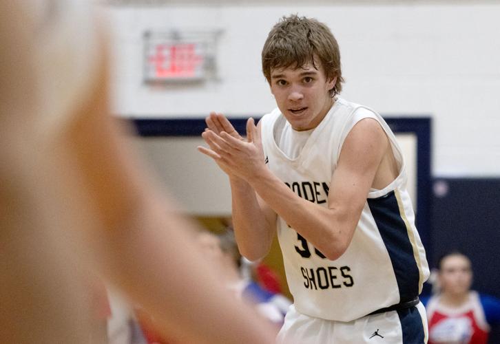 THE STREAK LIVES: Teutopolis defeats rival St. Anthony to increase home ...