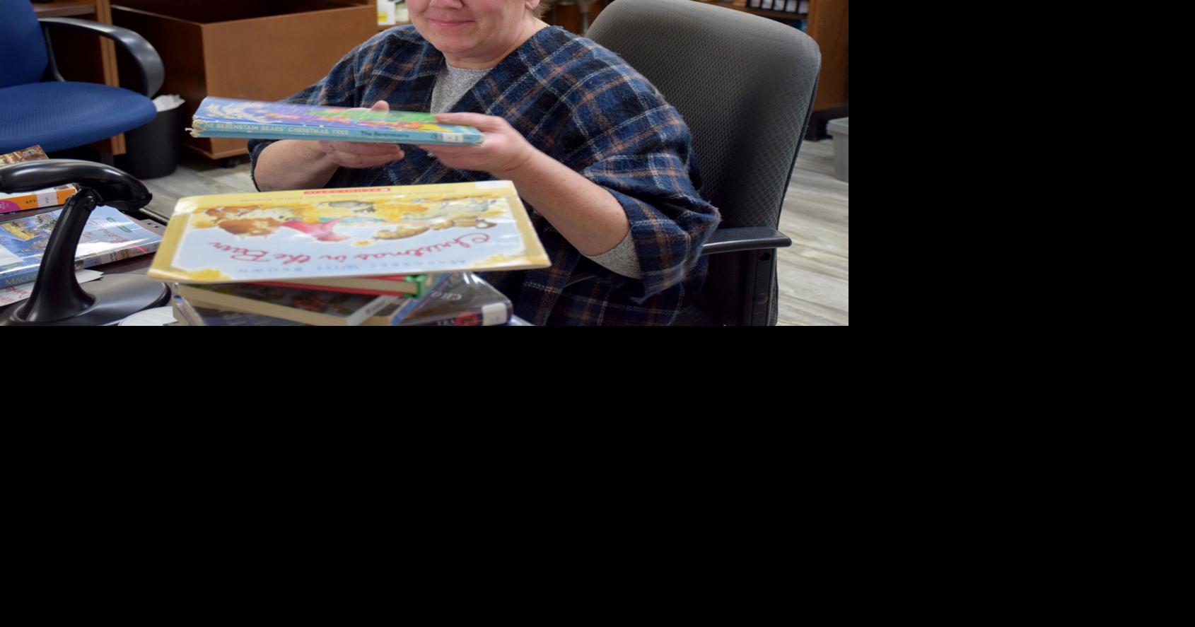 Local libraries adopt the 'Library Bill of Rights' and keep state ...