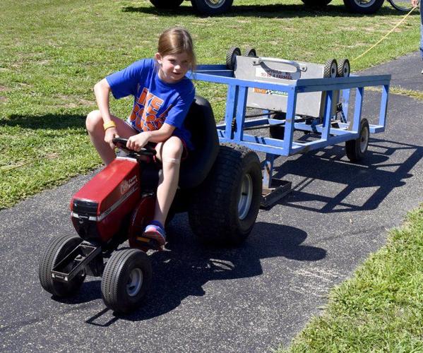 Pedal tractor pull going strong 26 years later | Local News | effinghamdailynews.com