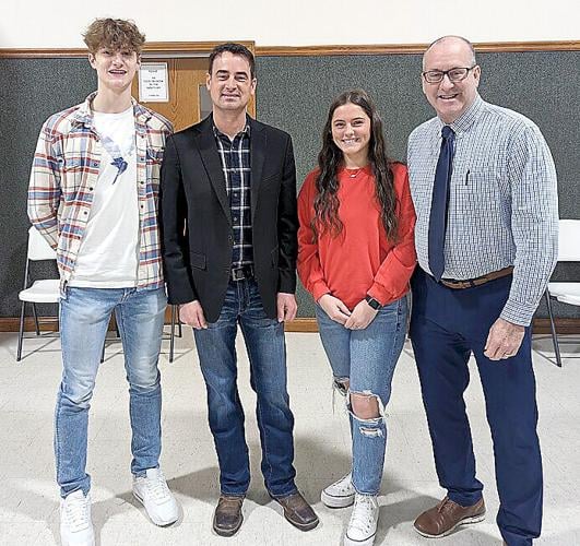 Wilhour meets with Clay County Farm Bureau, FFA students | Community ...