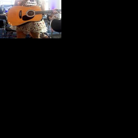 Newton's Idol: Cheyenne Goss to appear on 'American Idol' Jan. 6 ...