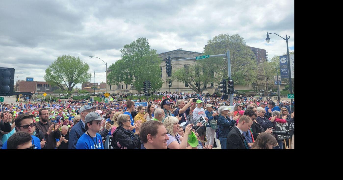 Abortion opponents rally with Right to Life march in Springfield ...
