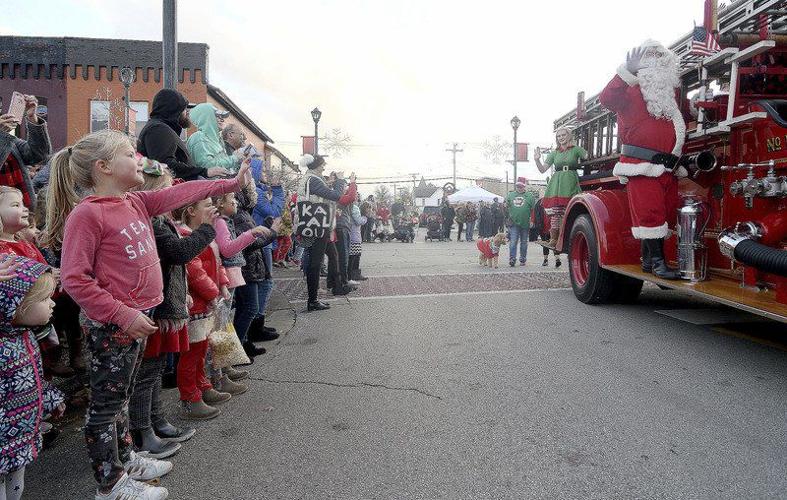 Santa comes to town with new waiting system | Local News ...