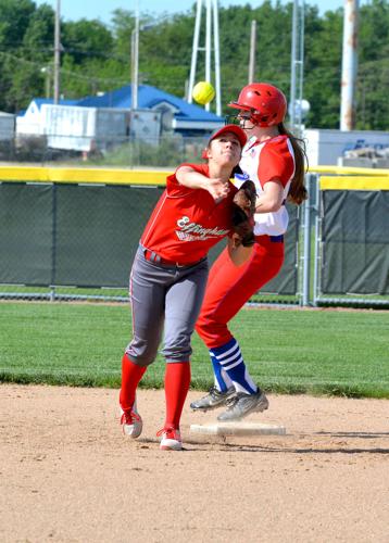 Second-straight sweep: Effingham downs St. Anthony 8-5 | Sports ...
