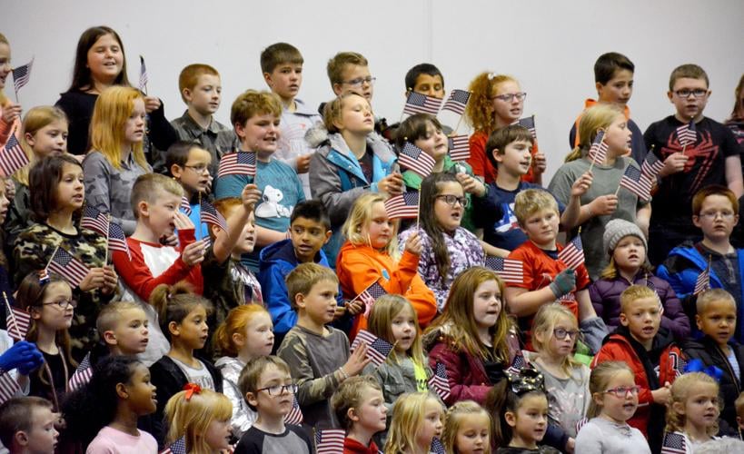Neoga students celebrate Veterans Day | Local News | effinghamdailynews.com