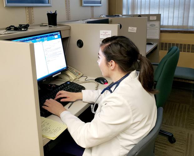 Practicing medicine in a small town | Local News | effinghamdailynews.com