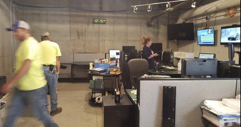 911 telecommunications center begins move to basement of Effingham City ...