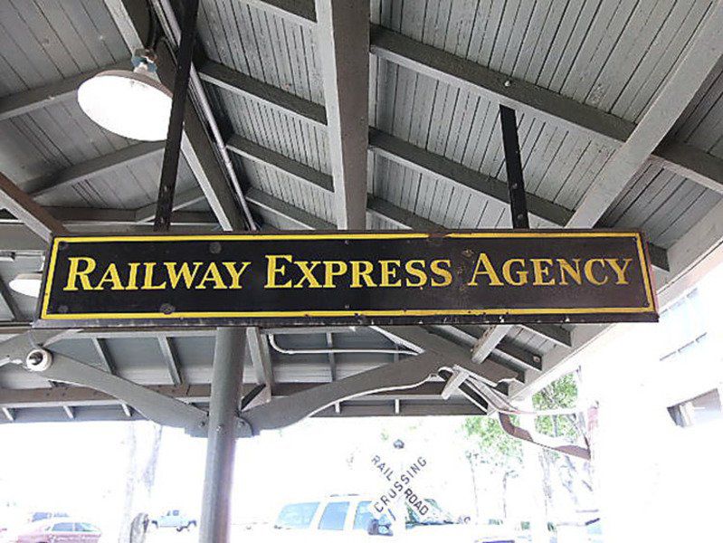 The Railway Express Agency and Effingham County railroads | Local News ...
