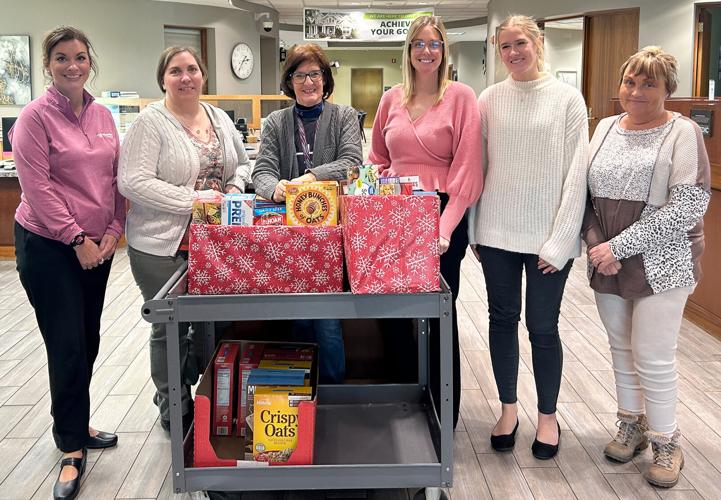 Washington Savings Bank donates to local food pantries | Community ...