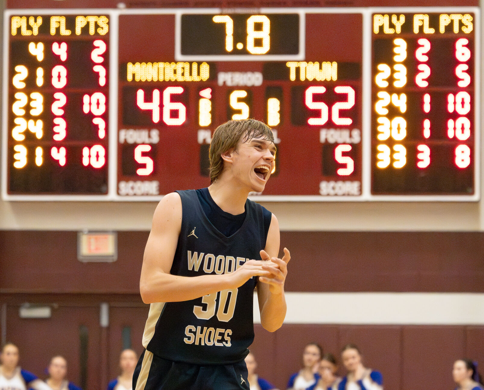 SURVIVE AND ADVANCE: Gavin Addis saves the day for Teutopolis boys in ...