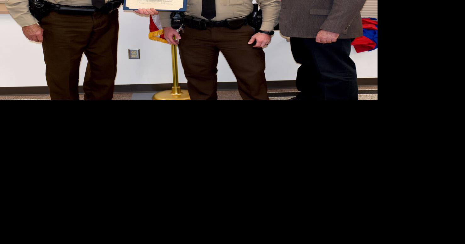 Sheriff's deputy earns lifesaving award | Local News ...