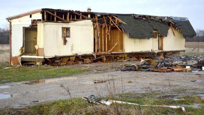 Headaches of getting rid of an old mobile home | Local News ...