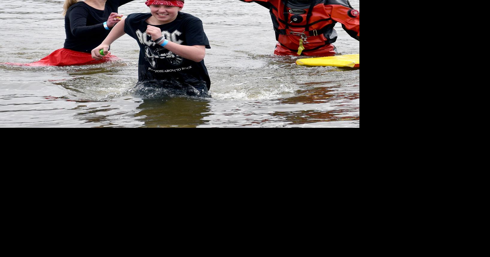 Polar plunge brings frigid fun to Lake Sara | Local News ...