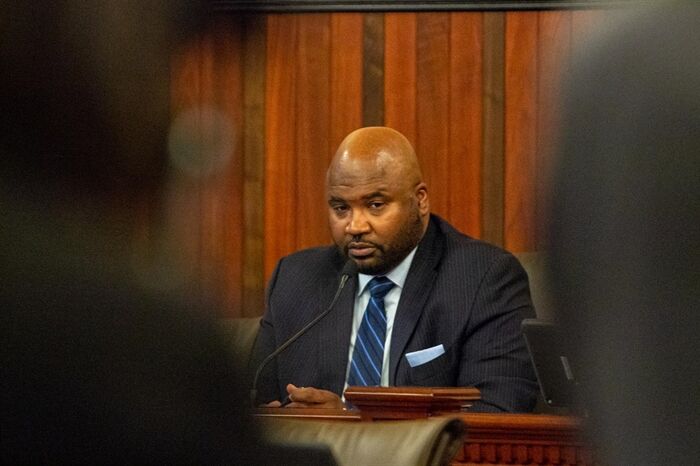 Senate Democrats send budget to House, teeing it up for early Saturday ...