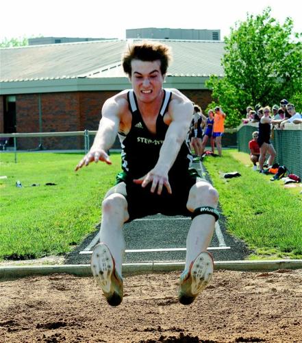 Baumgarten breaks personal best three times | Sports ...