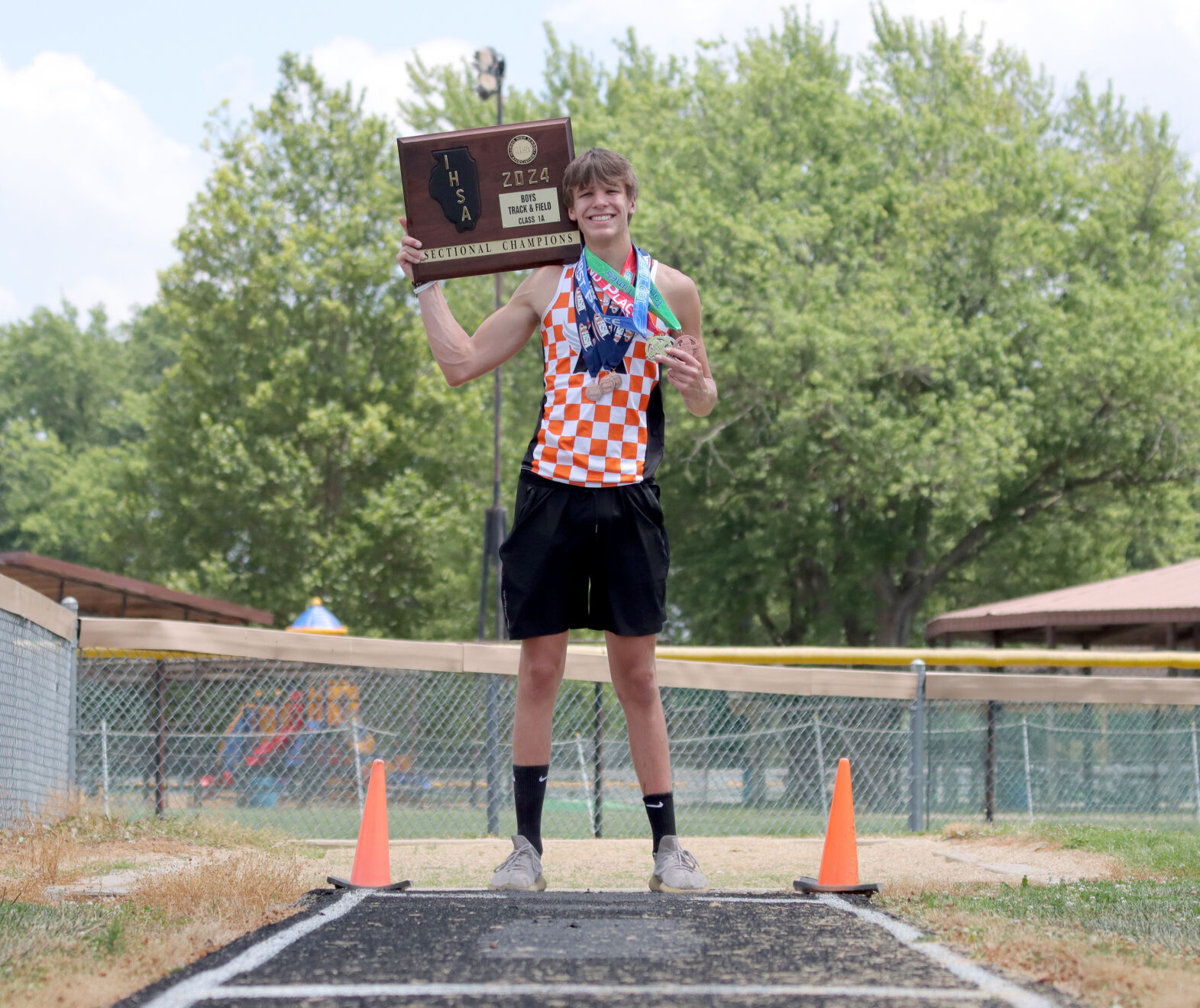 EDN BOYS FIELD ATHLETE OF THE YEAR: Swiss army knife Ben Roedl can do ...