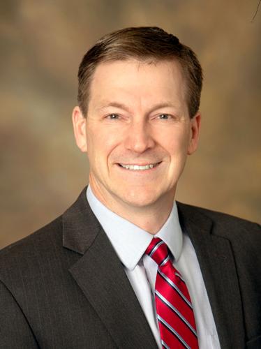 Crossroads Bank welcomes Eric Zeller as president and CEO | Community ...