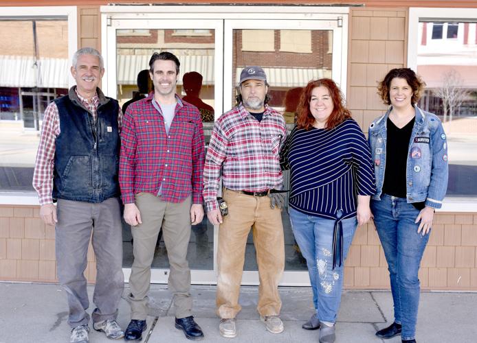 Group revamps old Flora theater | Local News | effinghamdailynews.com