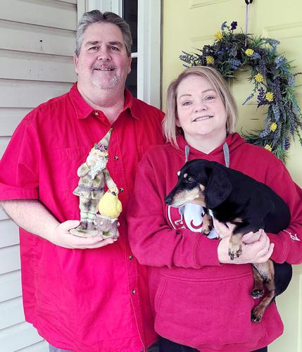 Strasburg selects May gnome winner | Community | effinghamdailynews.com