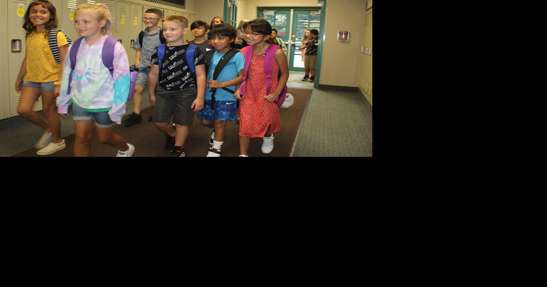 Elkhart students return for first day of school | News | elkharttruth.com