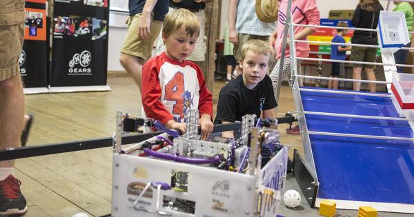 E3 Robotics Center’s teams receive Bayer Fund grants | Features ...